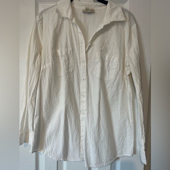 LOFT | Tops | Loft Textured White Button Up Button Down | Poshmark